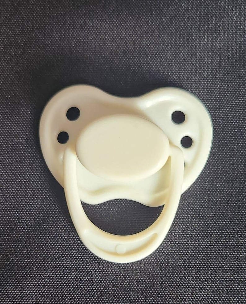 5 Pc. Magnetic Pacifiers for Reborn Doll - Etsy