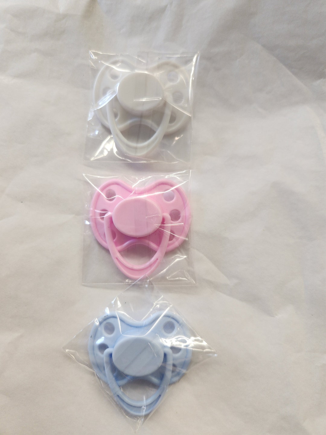 Magnetic Pacifiers for Reborn Doll - Etsy