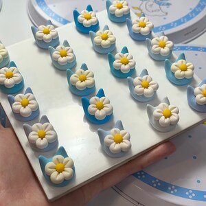 Blue Daisy Worry Slugs - Etsy