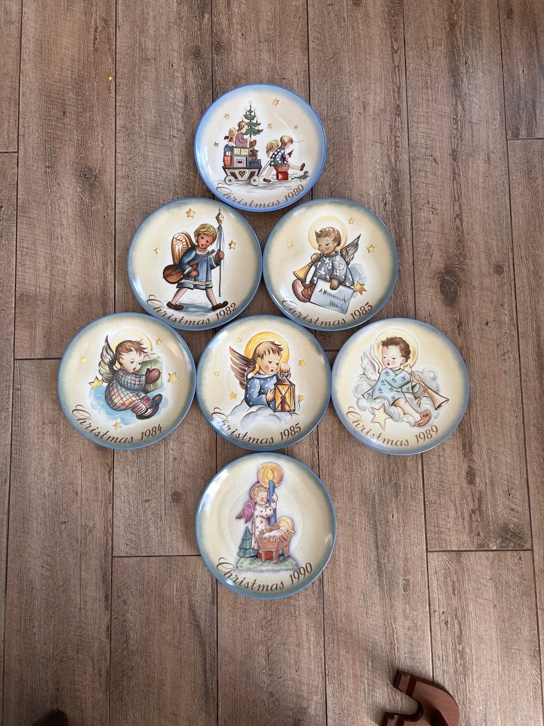 Hummel Collector Series Annual Christmas Plate | Schmid West Germany ...