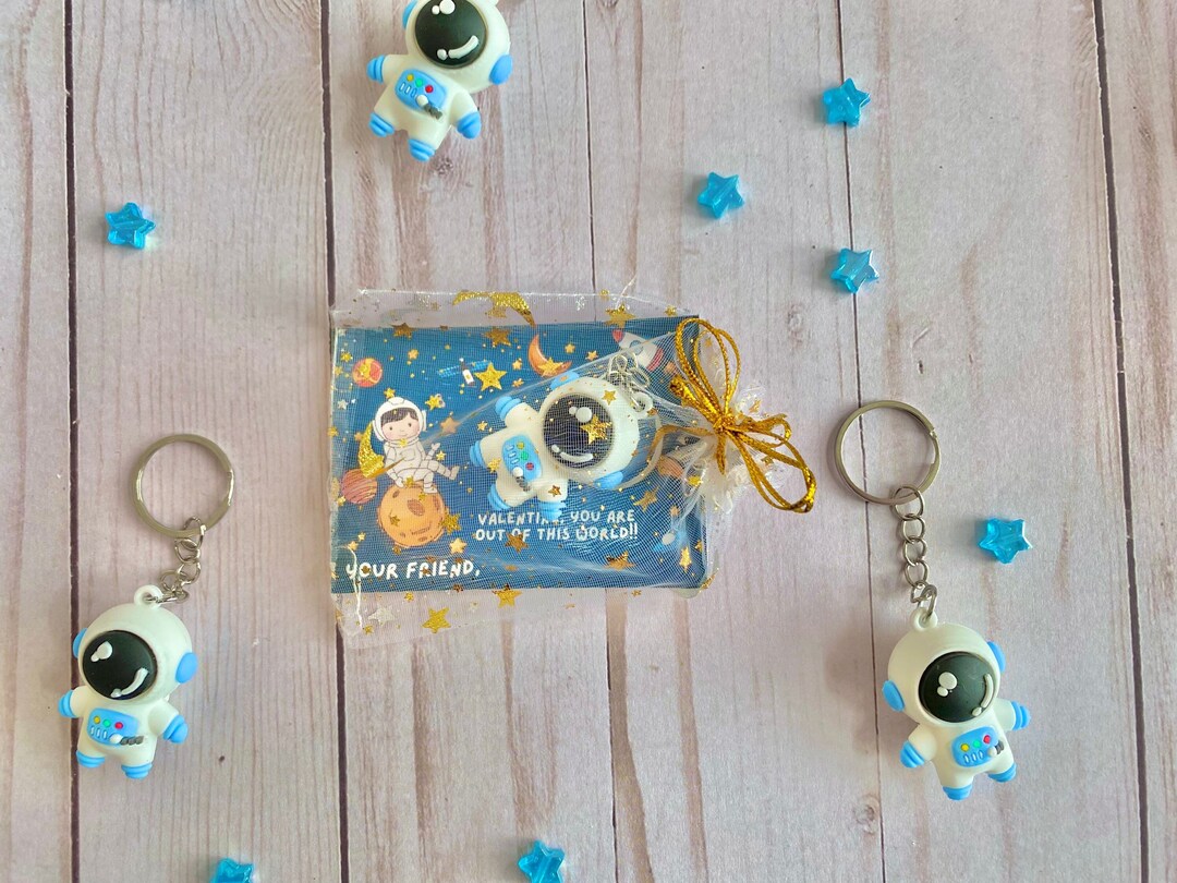 Astronaut Valentine Outer Space Keychain PRINTED Exchange Card ...