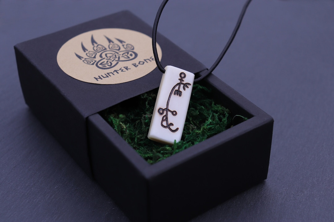 Skelkunarstafur Icelandic Magical Staves Necklace Viking Icelandic ...
