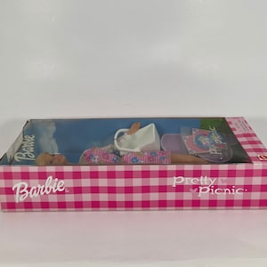 2000 Pretty Picnic Barbie - Etsy