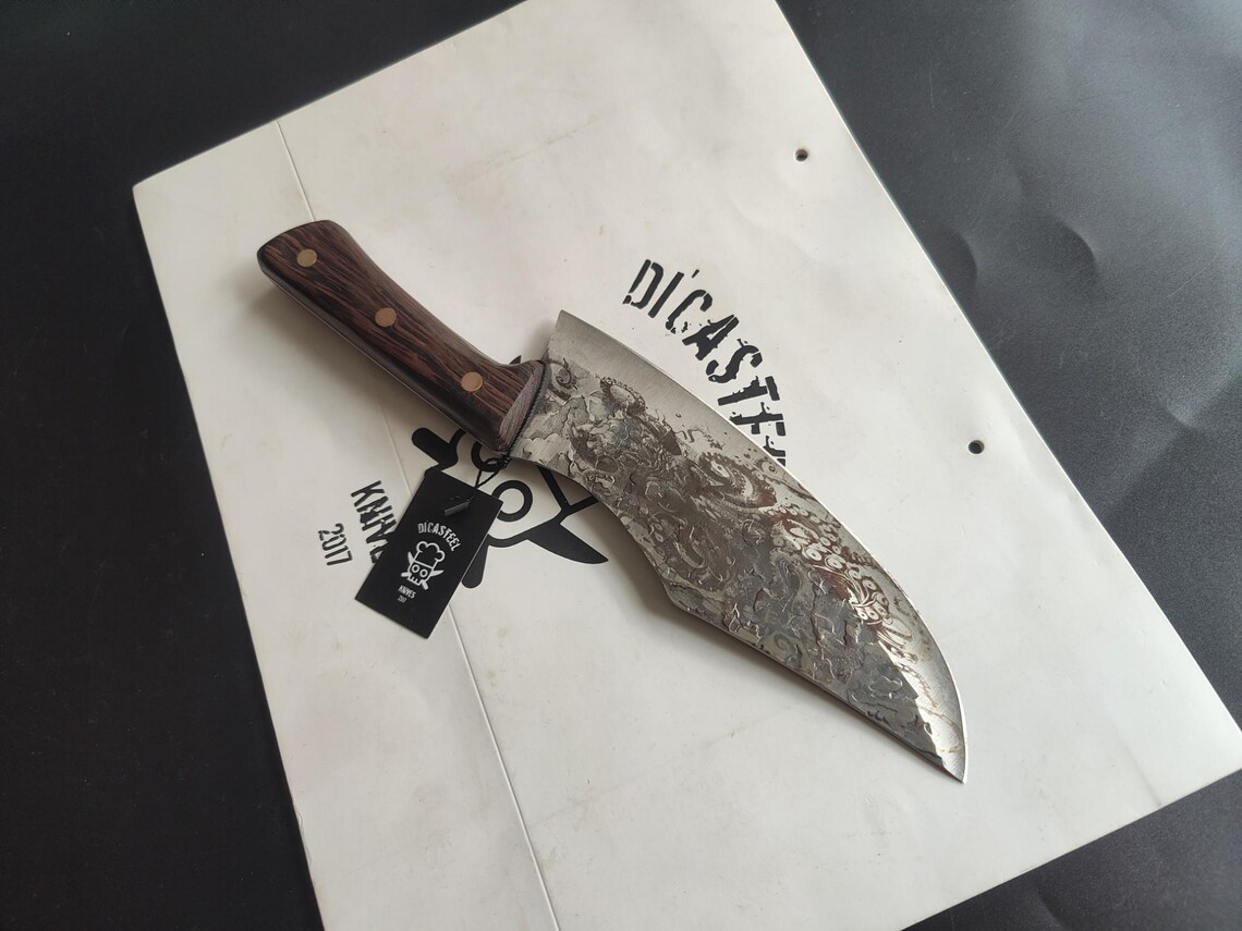 Chef Knife With Octopus Engraving. Strength, Beauty, Precision Dive ...