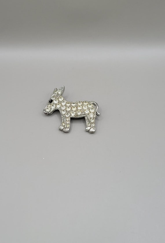 Vintage donkey /pin - Gem