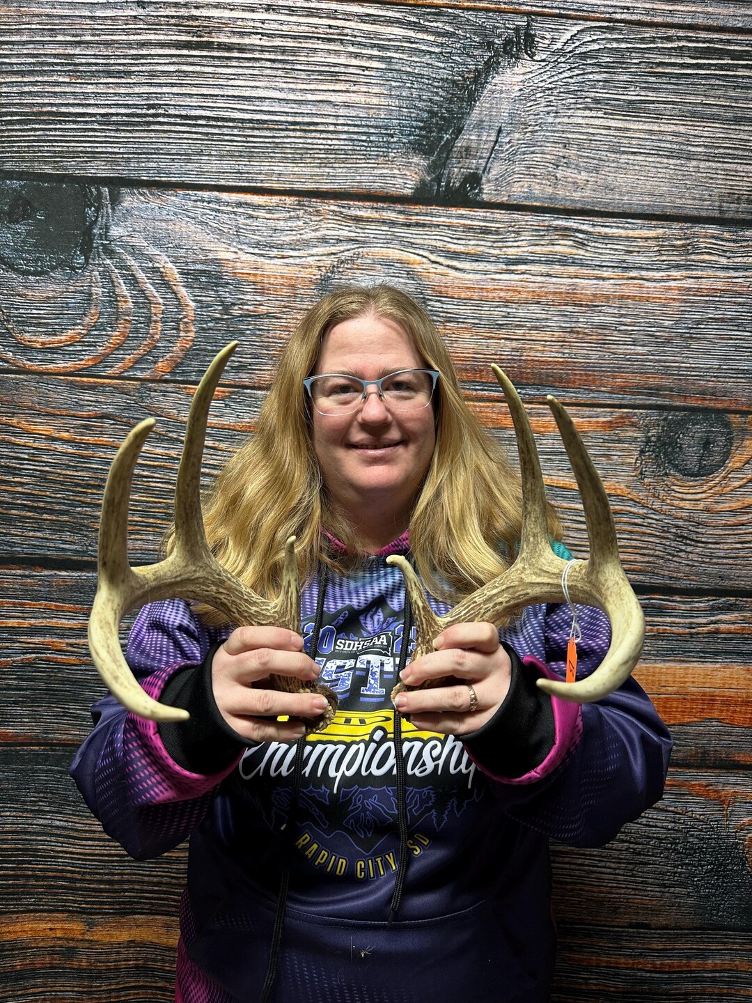 Wild 8 Point Whitetail Deer Cut off Antler Rattling Horn Unique ...