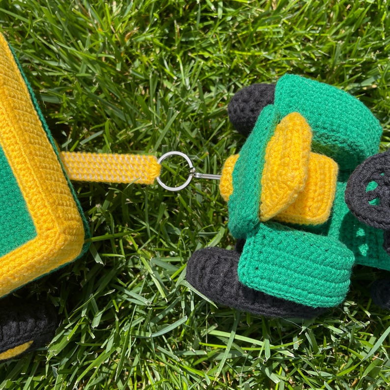 Tractor Wagon Hay Pattern/green Yellow Mower/farmyard Bales/experienced ...