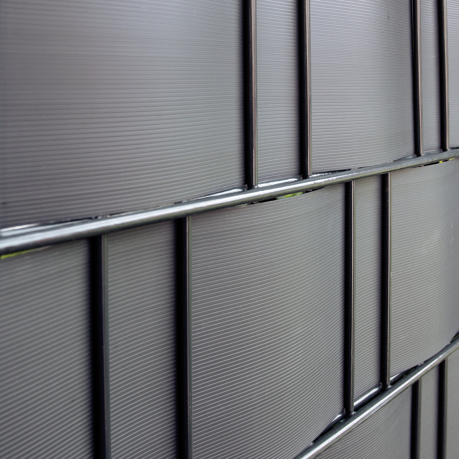 Privacy Strips for Double Rod Mat Fence, Hard PP Strips, Look Tight ...
