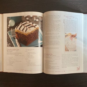 Taste of Home Christmas - Decor - Gifts - Entertaining - Recipes ...