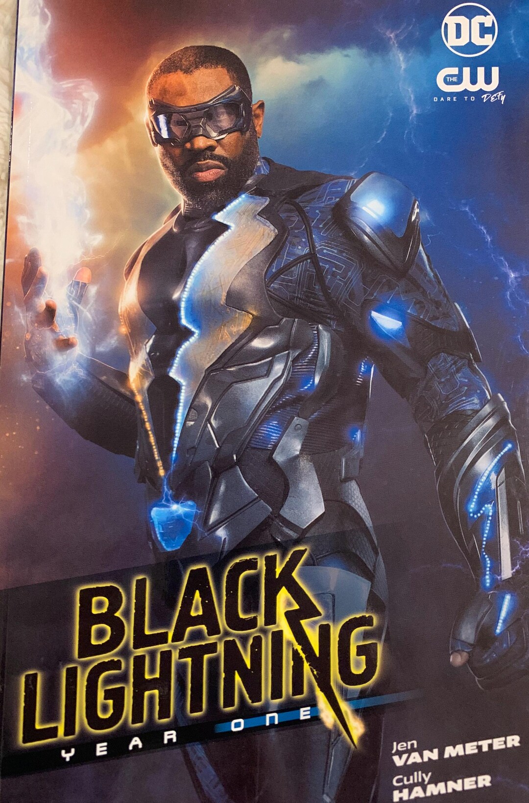 Black Lightning Year One Graphic Novel – DC Comic, Handmade Bookmark - Etsy