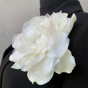 Big Flower Brooch White Large Floral Pin Ivory - Etsy