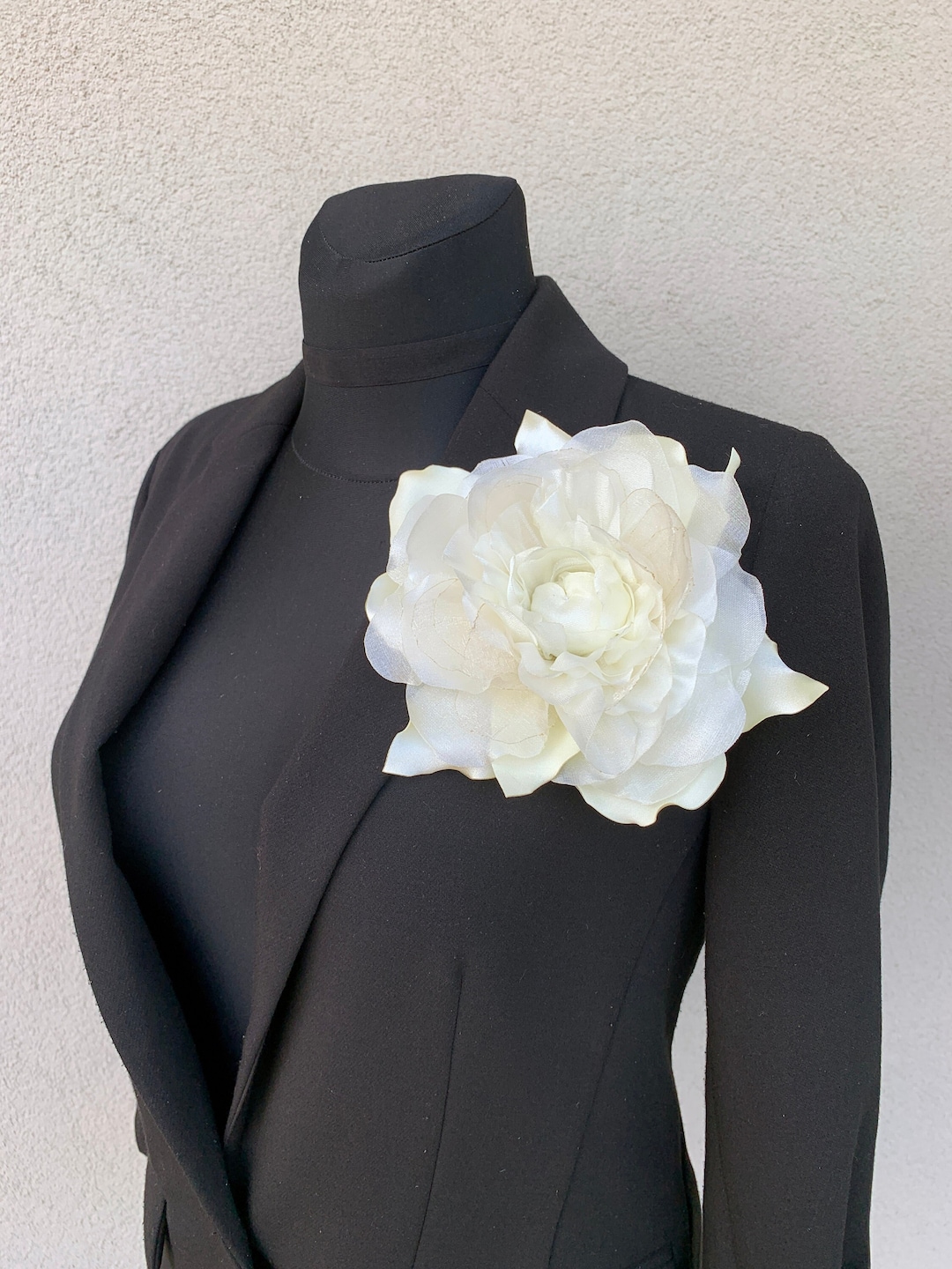 Big Flower Brooch White Large Floral Pin Ivory - Etsy