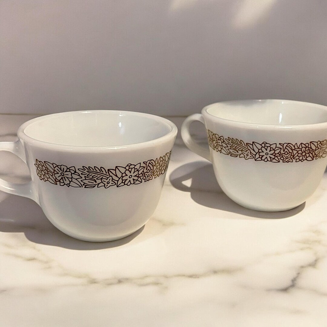 Vintage Pyrex Milk Glass Coffee Cups /set of 2 / Mug / Woodland Brown ...