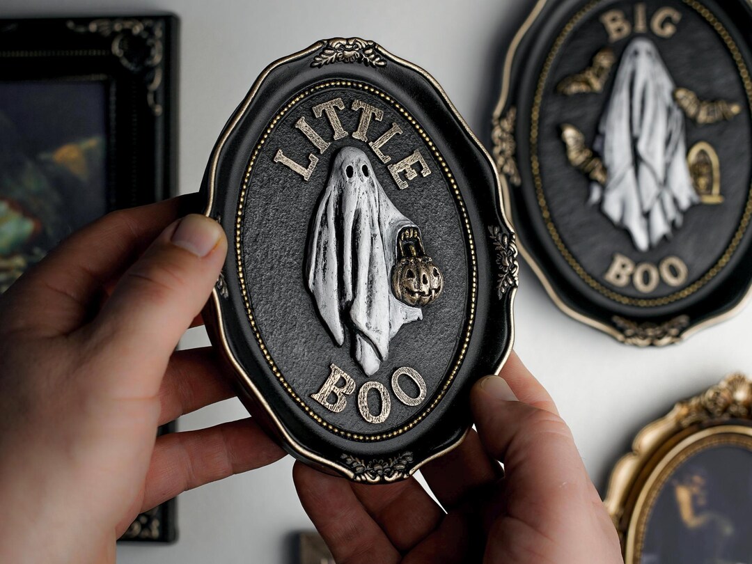 Ghost Wall Plaque: Little Boo Sculpture, Gothic Halloween Decor - Etsy