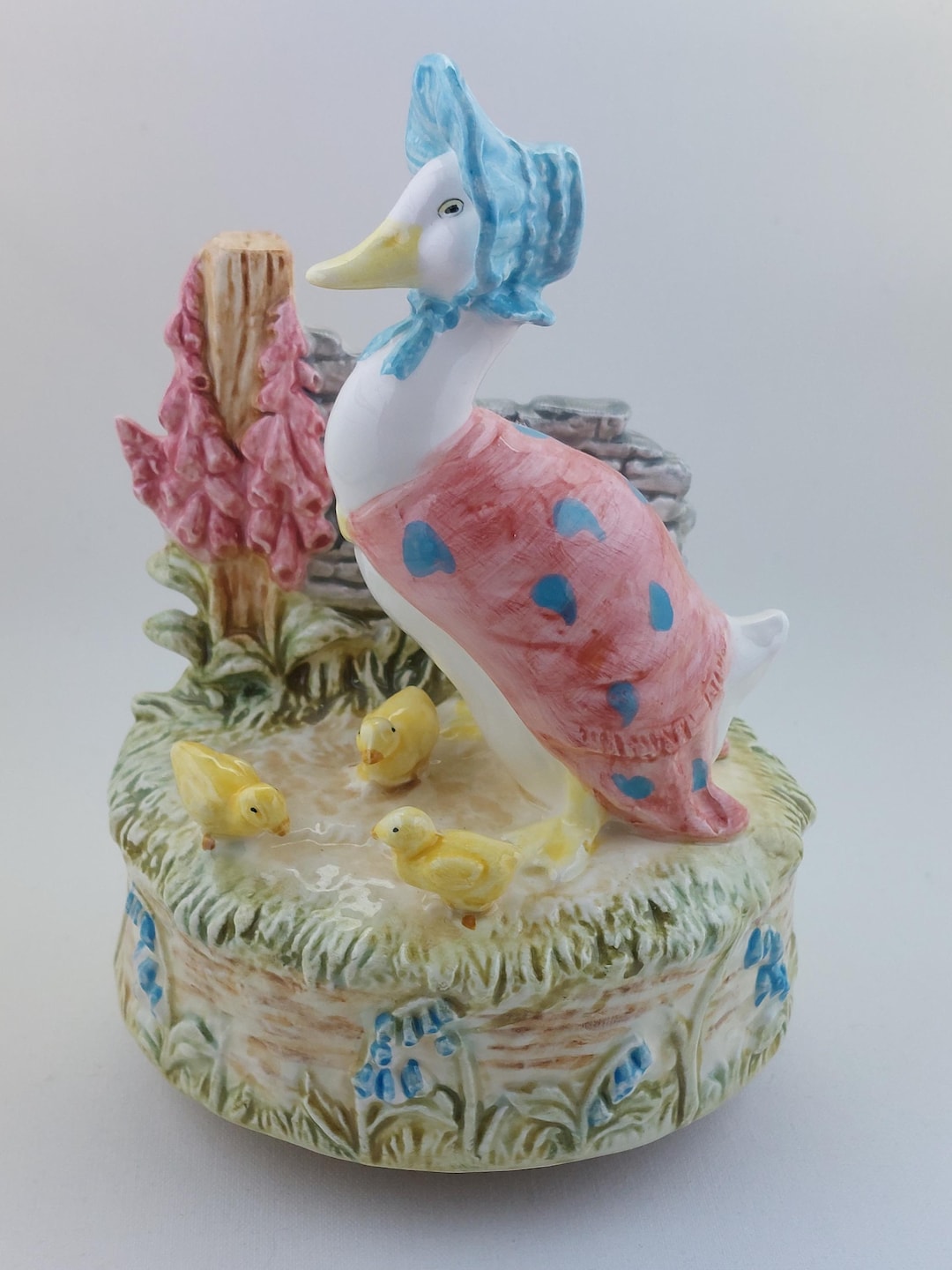 Enesco Musical Beatrix Potter Jemima Puddle Duck Revolving Music Box ...