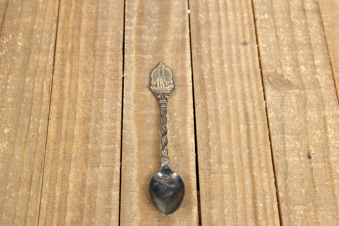 Collectable Silver Spoon "the Tower" Home Decor Spoon Collection ...