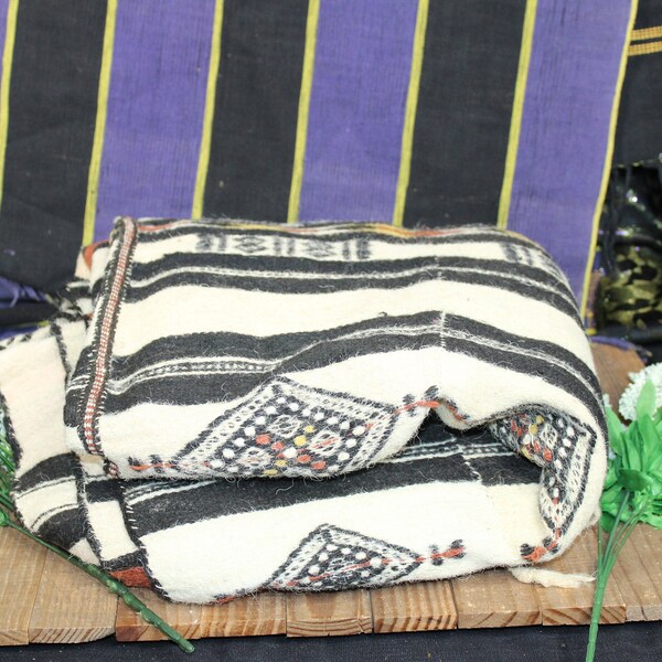 Kenyan Home Decor - Etsy