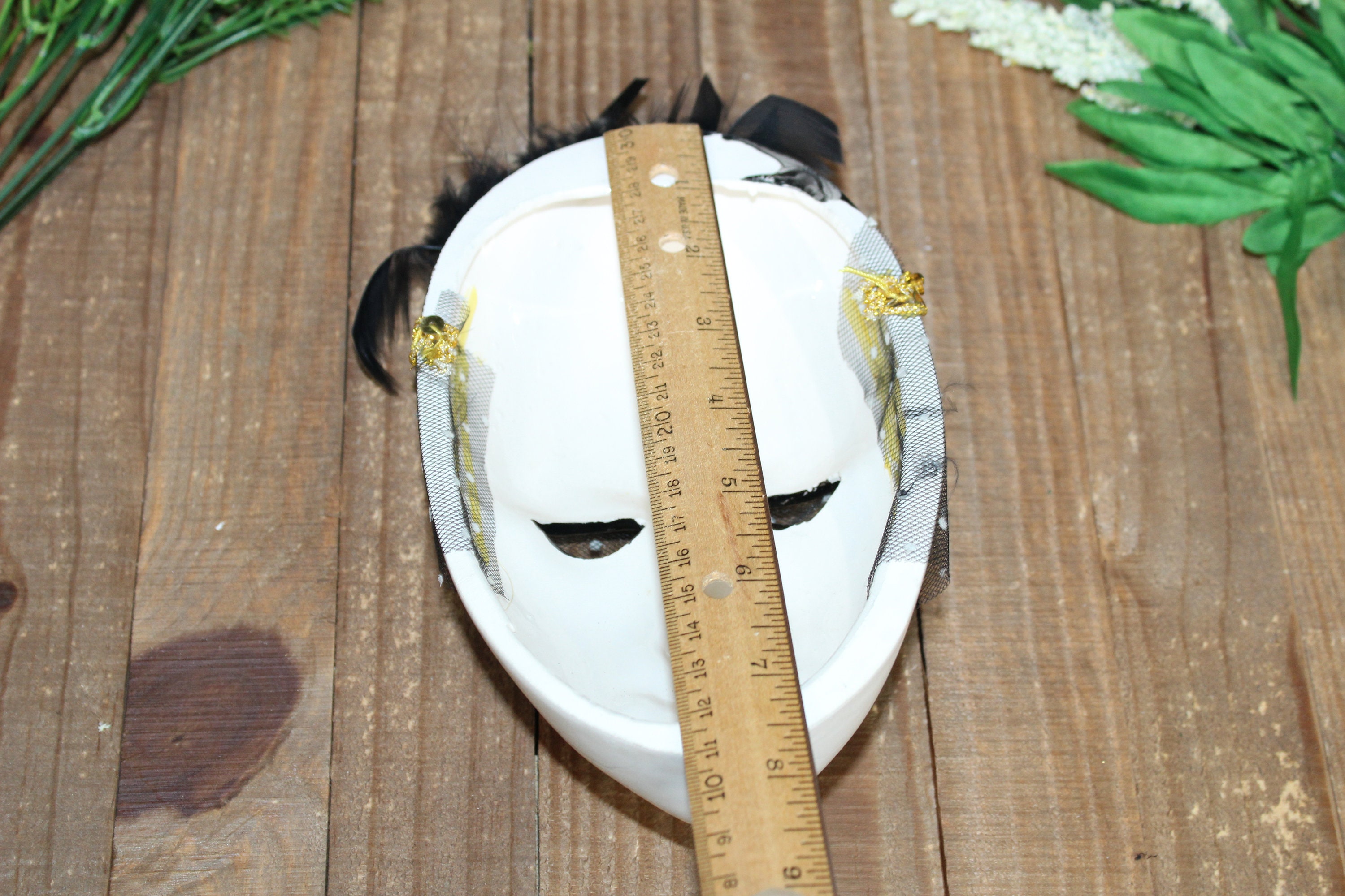 Porcelain Black White Cabaret Style Mardi Gras 7in Wall Mask Black ...