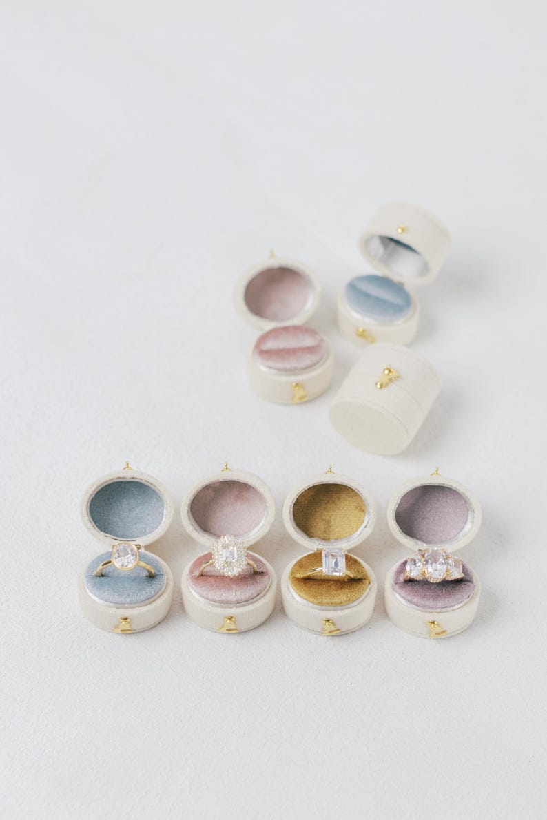 The Georgian Vintage Oval Ring Box, Engagement, Linen & Velvet Ring Box ...