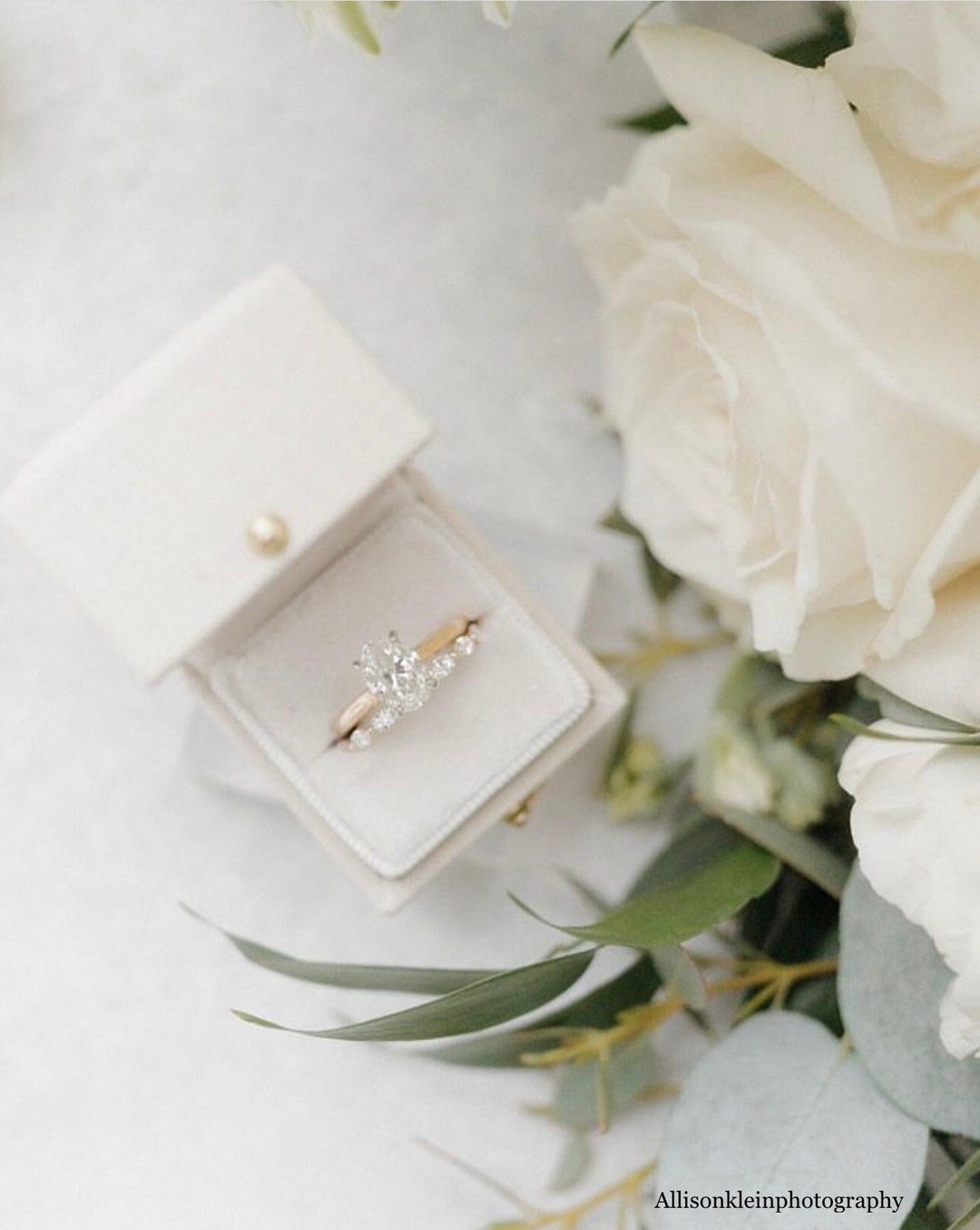 The Georgian Square Ring Box, Linen & Velvet Vintage Style Proposal ...