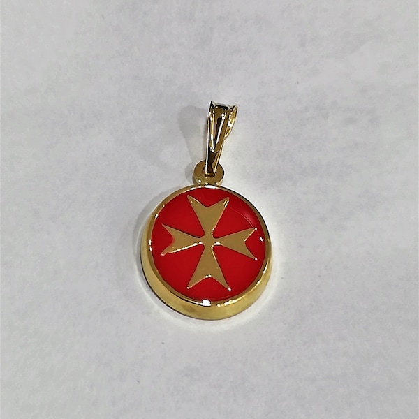 Maltese Cross Pendant - Etsy