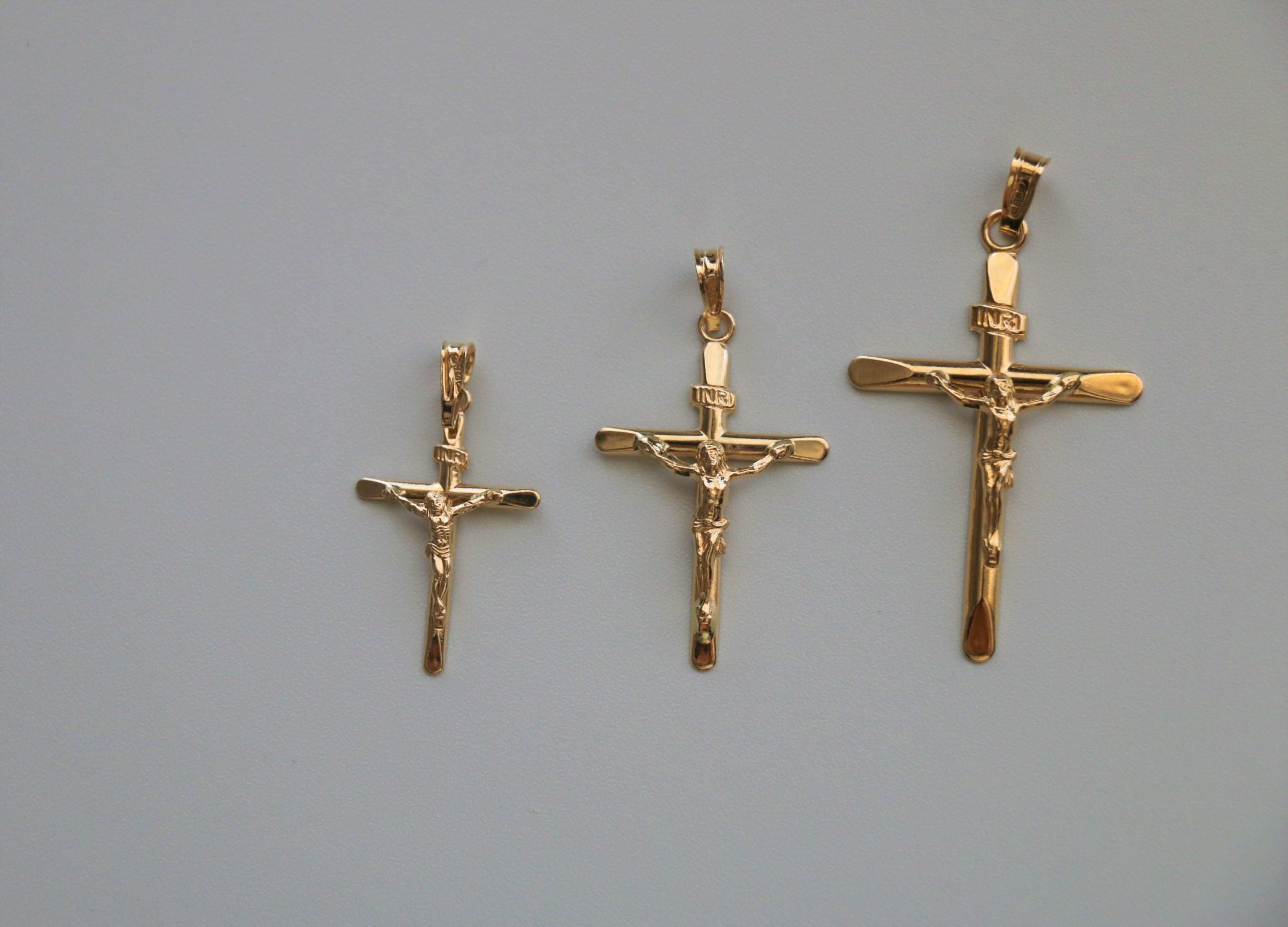 18k 18ct Holy Cross Crucifix Jesus Inri SOLID 3 Sizes - Etsy