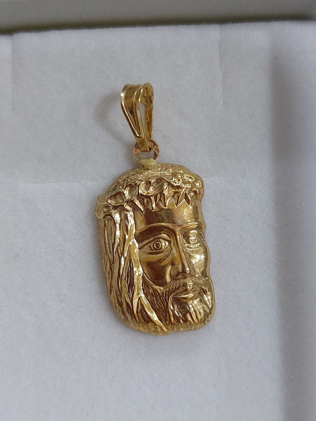 New 18ct 18k Yellow Gold Holy Medal Pendant Christ Jesus Charm Saints ...