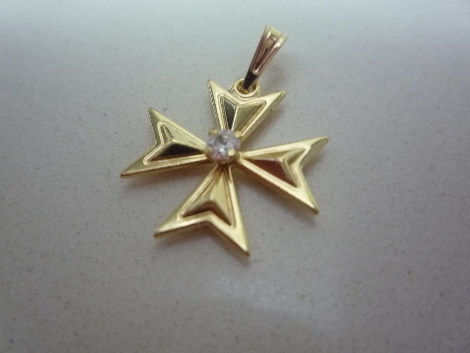 18kt 18ct Yellow Gold Malta Jewellery Maltese Cross Pendant Semi ...