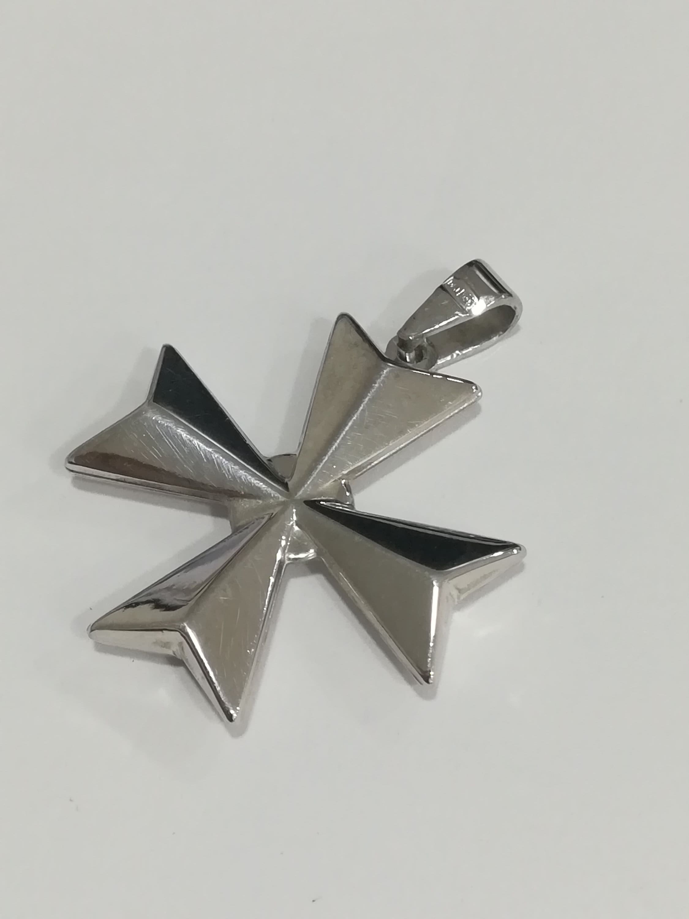 Silver 925 Maltese Cross Embossed Different Sizes Pendant Charm Eight ...