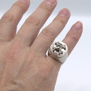 Vintage Paul Frank Scurvy Skull Metal Secret Compartment Ring Circa ...