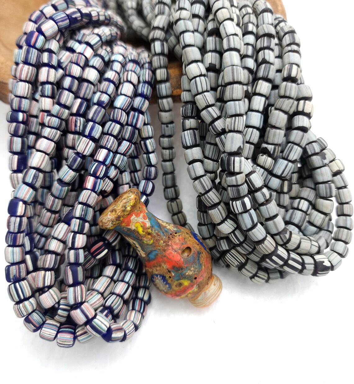 Full Strand 23" Venetian Style Currant Beads / Small Striped Java Beads ...
