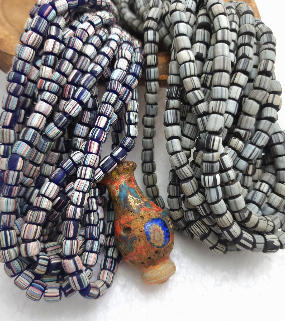 Full Strand 23" Venetian Style Currant Beads / Small Striped Java Beads ...