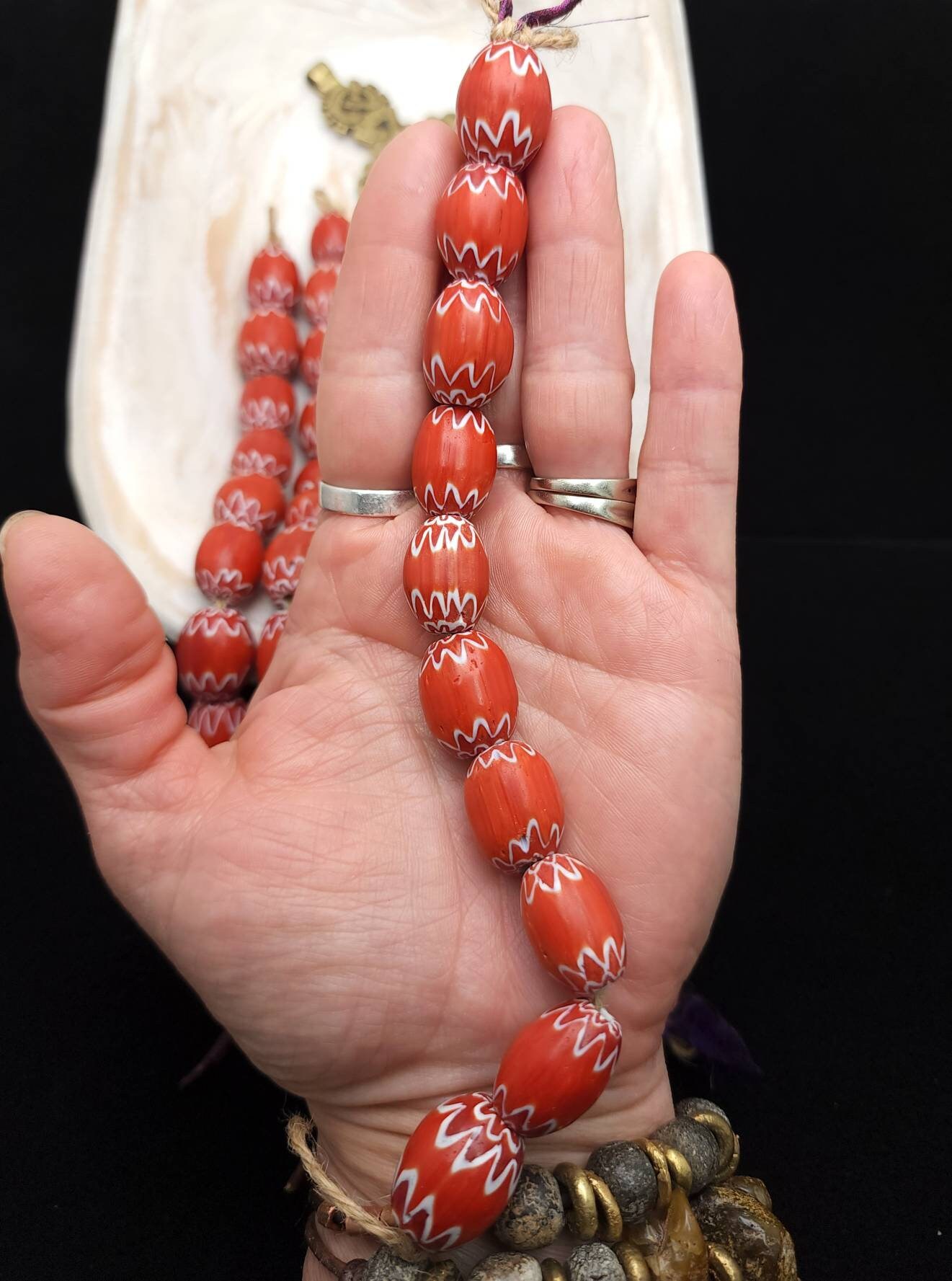 Chevron Beads Oval Multi Layered Red and White Strand 10 Chevron Beads ...