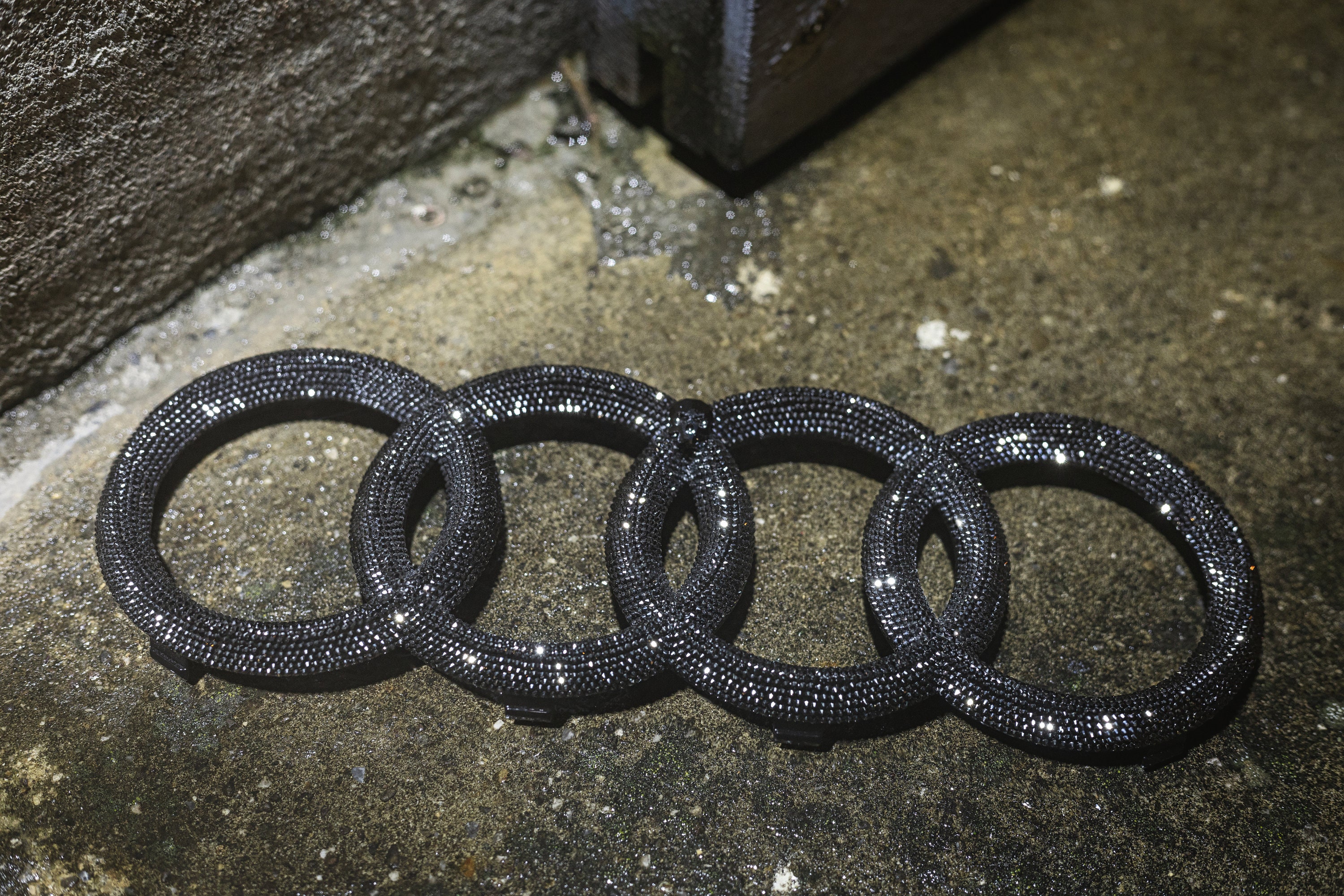 Original OEM Audi Logo Front Grille Emblem Batch with original Preciosa ...