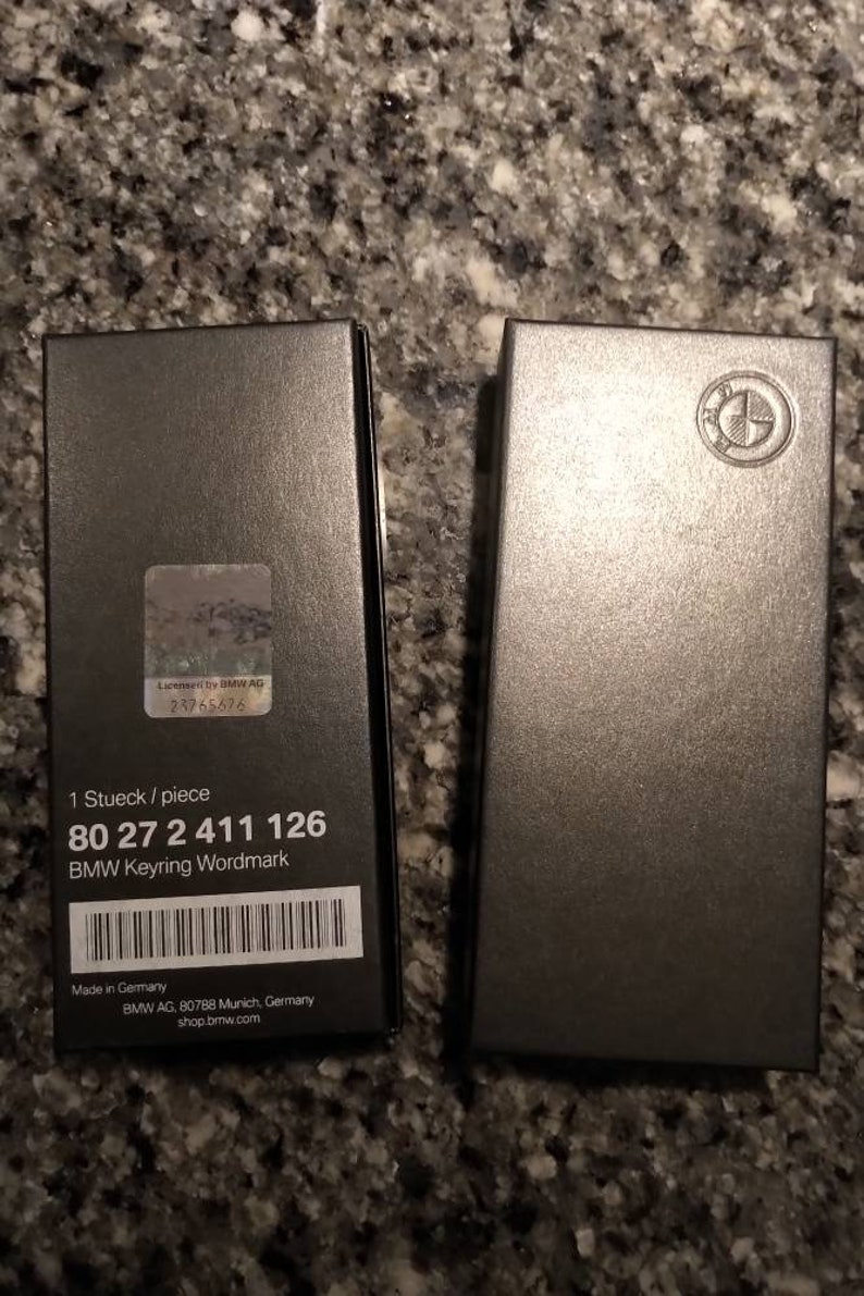 Original OEM BMW Keychain Logo Writing Emblem Batch refined with ...