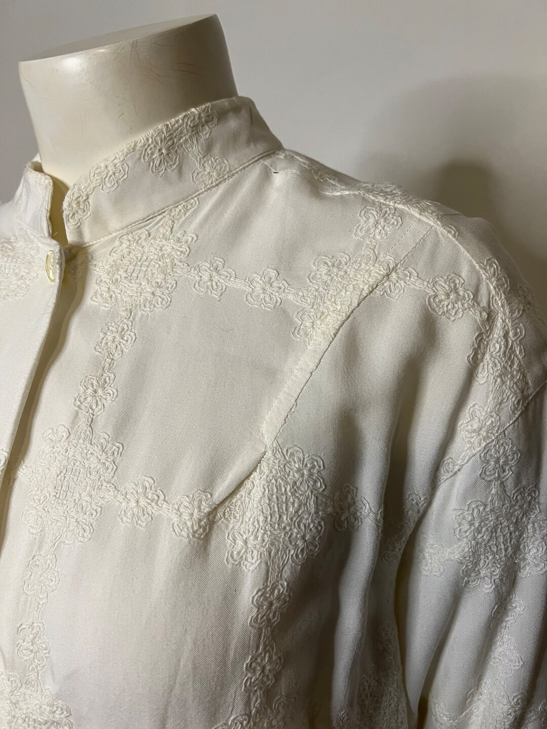 Vintage Italian Embroidered Blouse - Saks Fifth Avenue - Etsy