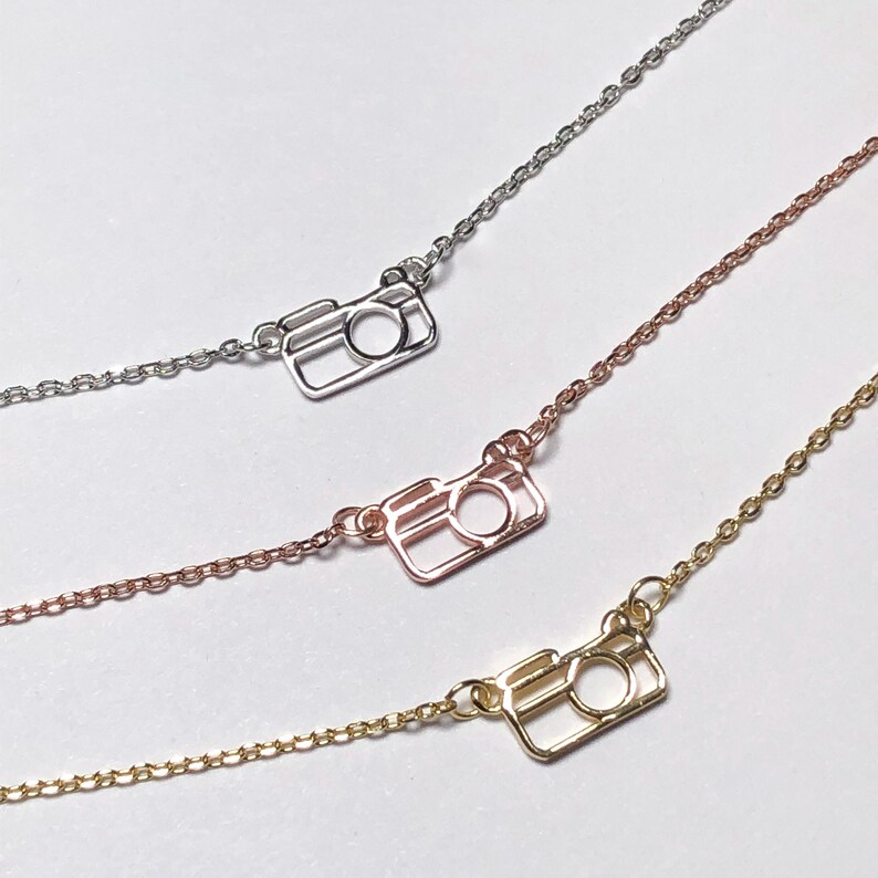 Dainty Camera Necklace / Gift for Photographer / Camera | Etsy