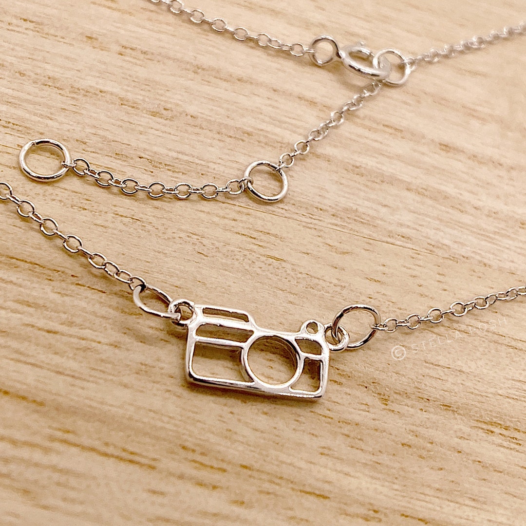 Dainty Camera Necklace / Gift for Photographer / Camera Jewelry ...