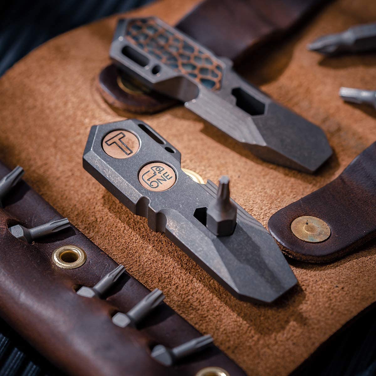 Titanium Pry Bar EDC Multi Tool With Bottle Opener Screwdriver Function ...