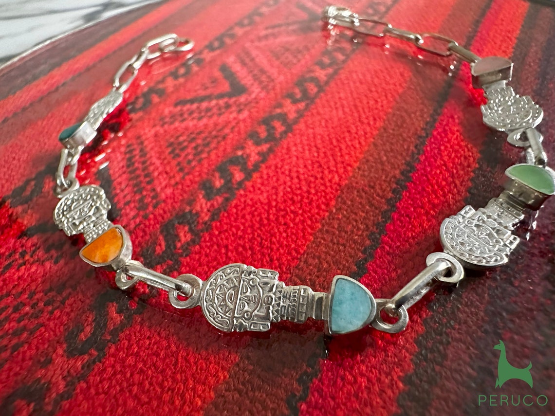 Pulsera Inca Con Diseño Tumi En Plata 950, Con Incrustación De Piedras ...