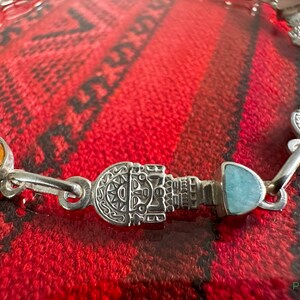 Pulsera Inca Con Diseño Tumi En Plata 950, Con Incrustación De Piedras ...