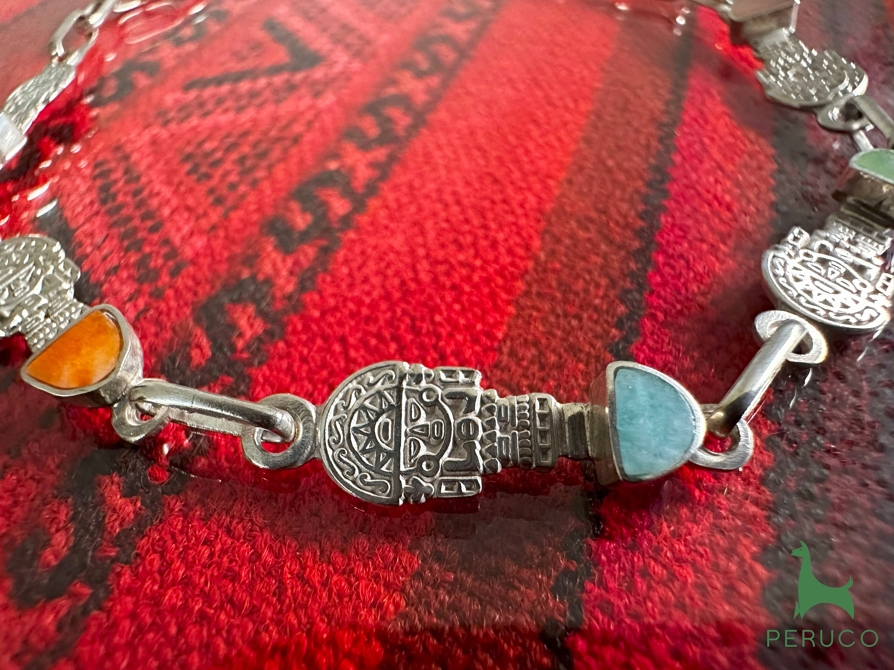 Pulsera Inca Con Diseño Tumi En Plata 950, Con Incrustación De Piedras ...