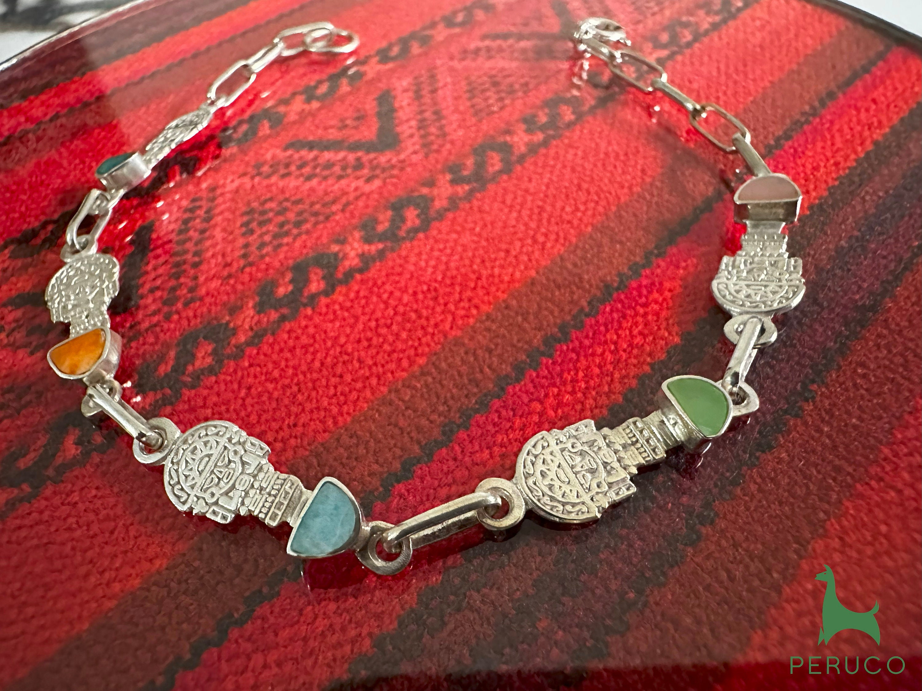 Pulsera Inca Con Diseño Tumi En Plata 950, Con Incrustación De Piedras ...