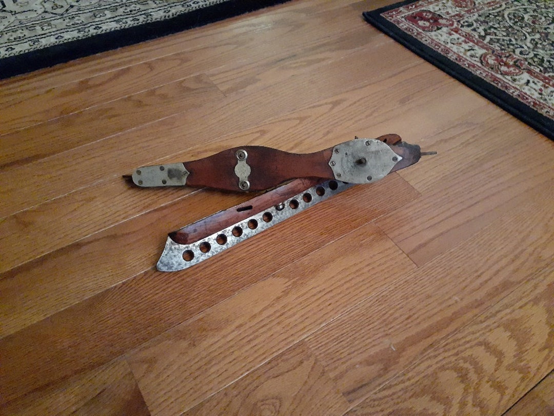 Early Racing Ice Skates - Etsy