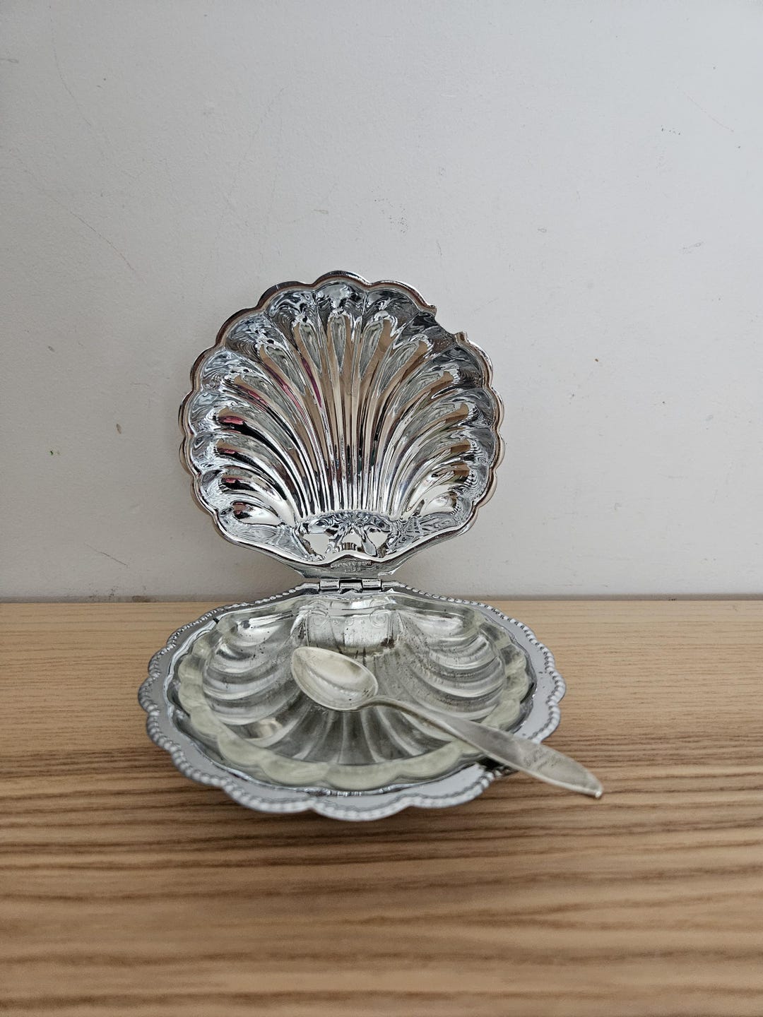 Vintage Silver Metal Shell Clam Shaped Butter or Caviar Dish, With Lid ...