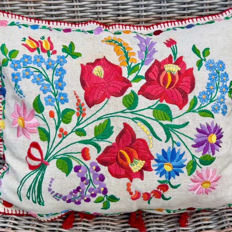 Kalocsa Embroidery - Etsy