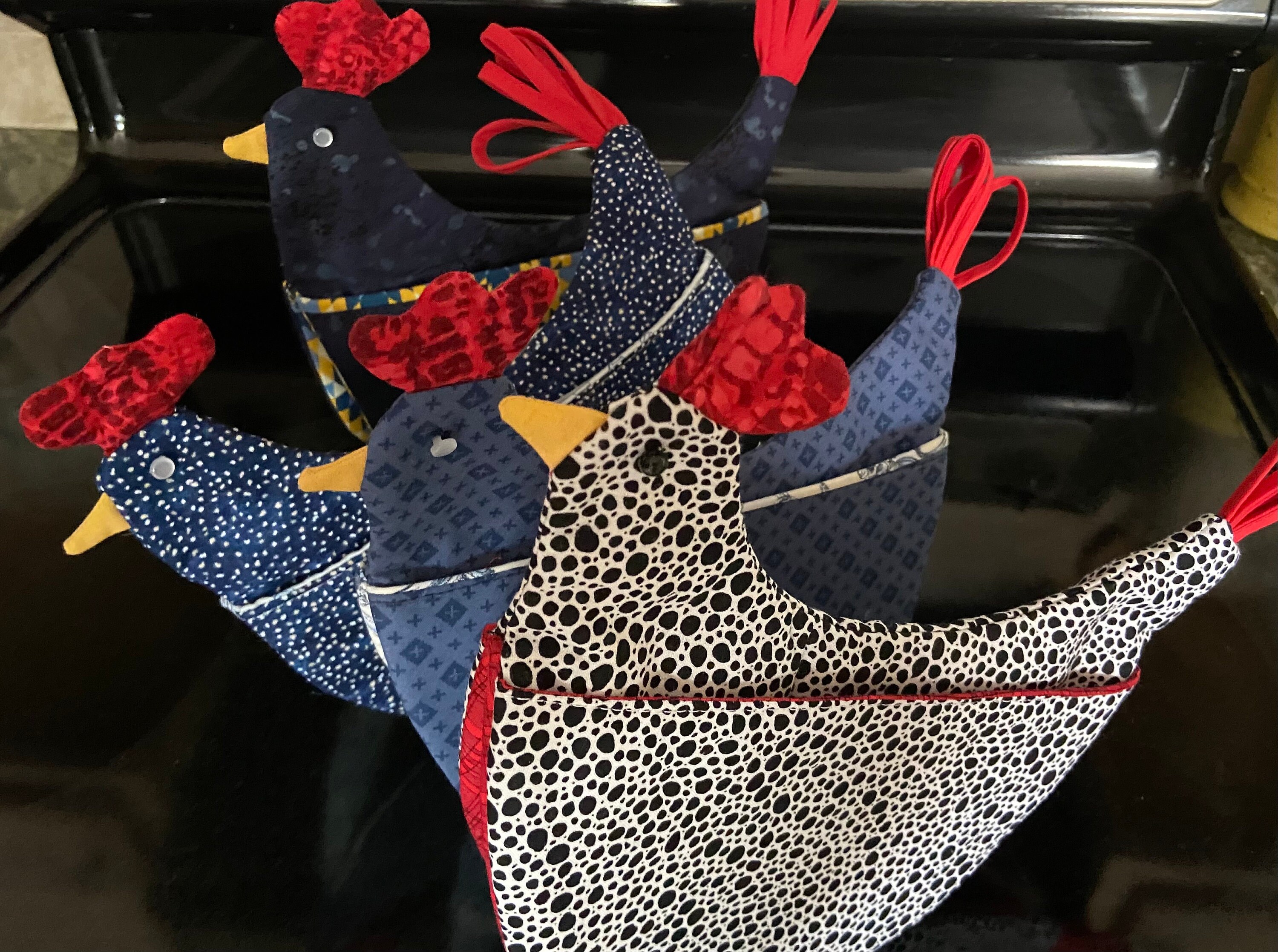 Gift for Mom: Chicken Oven Mitt, Novelty Pot Holders, Farmhouse Kitchen ...
