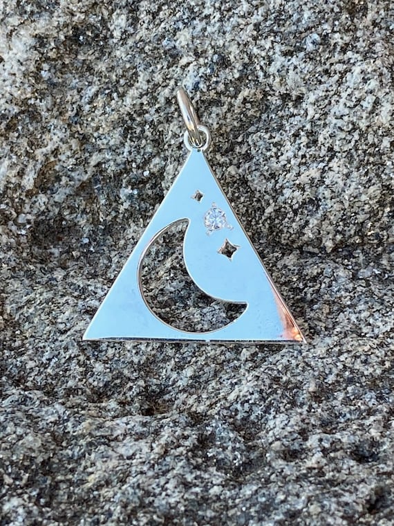 Three Point Diamond HS1 My First Diamond | Etsy