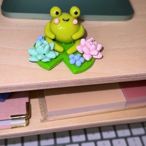 Frog Desk Friend, Cute Desk Decor, Polymer Clay Figurine - Etsy