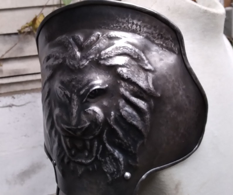 Hand Forged SCA Lion Head Shoulder Spaulder Pauldron Roman - Etsy